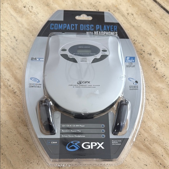 Portable Audio & Video | Silver Portable Cd Player With Headphones ...
